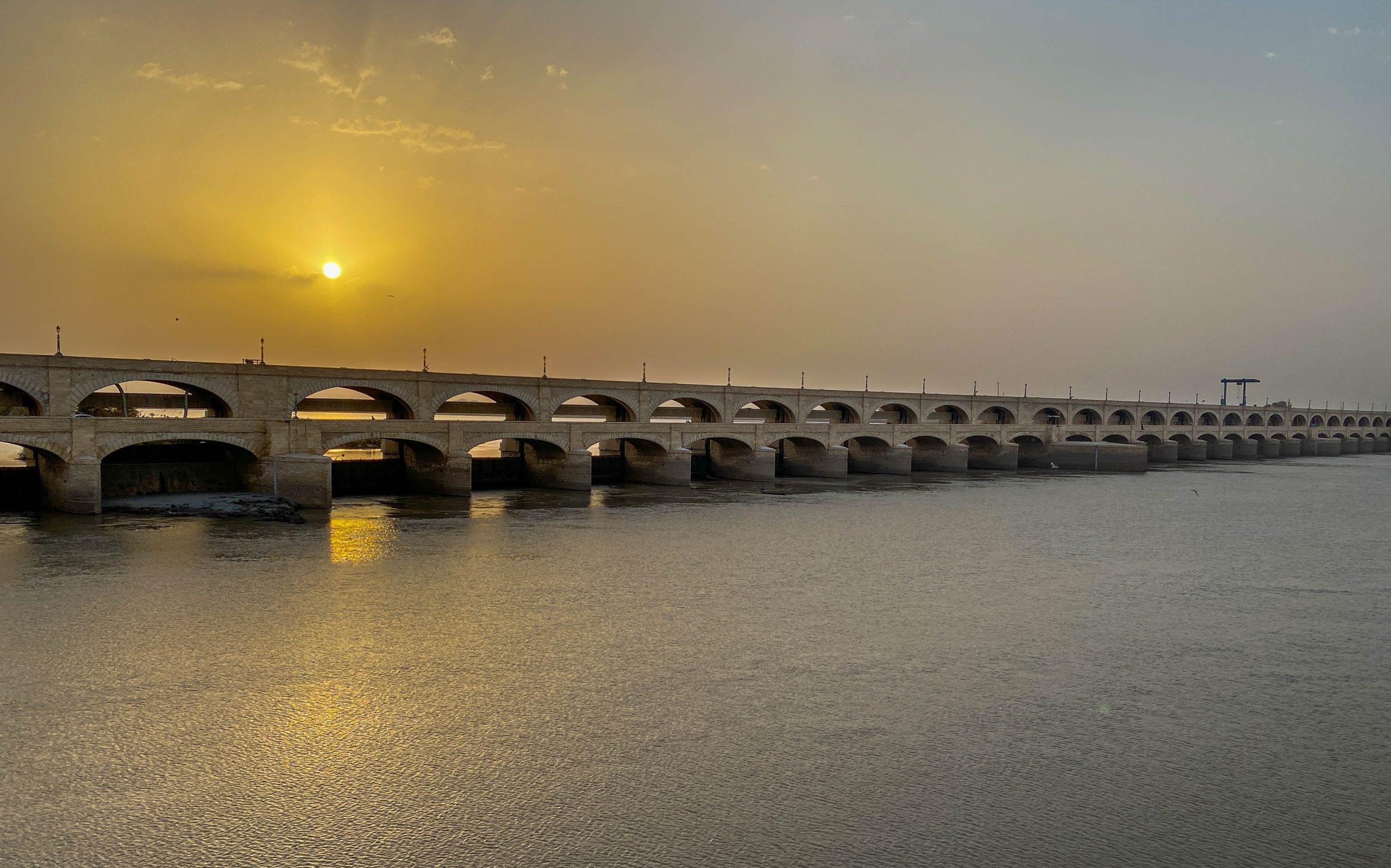 Sukkur Barrage Restoration and Upgrade to be Executed by CRBC-HBSZ ...